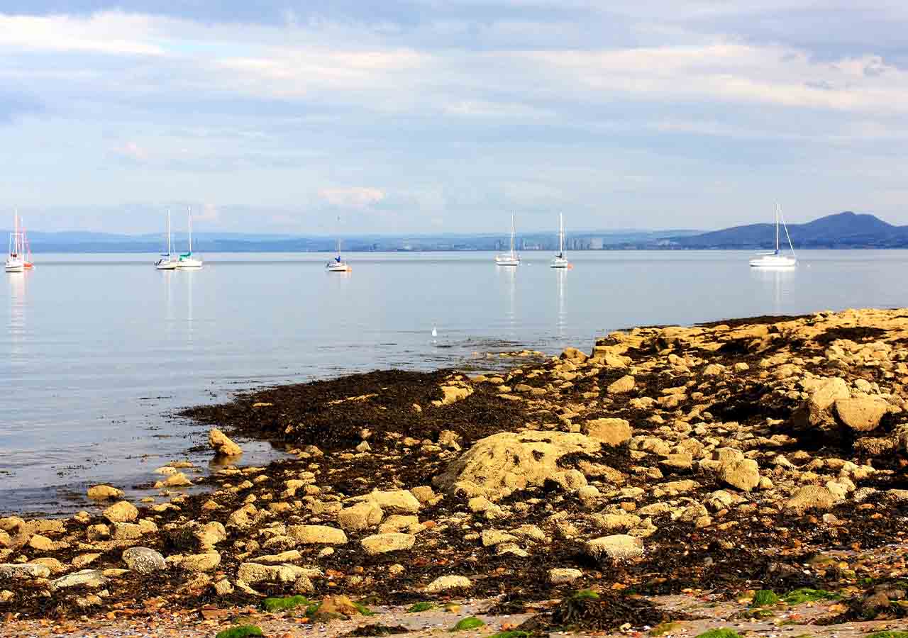 Aberdour Silversands Beach in Fife, Scotland | Elderburn Lodges